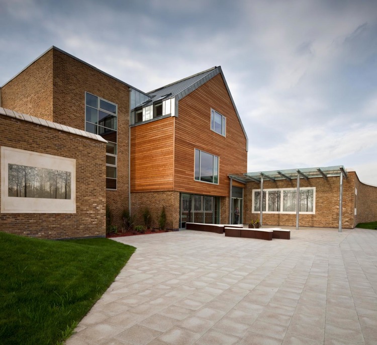 Fireman’s lift – The High Sheriff of Essex